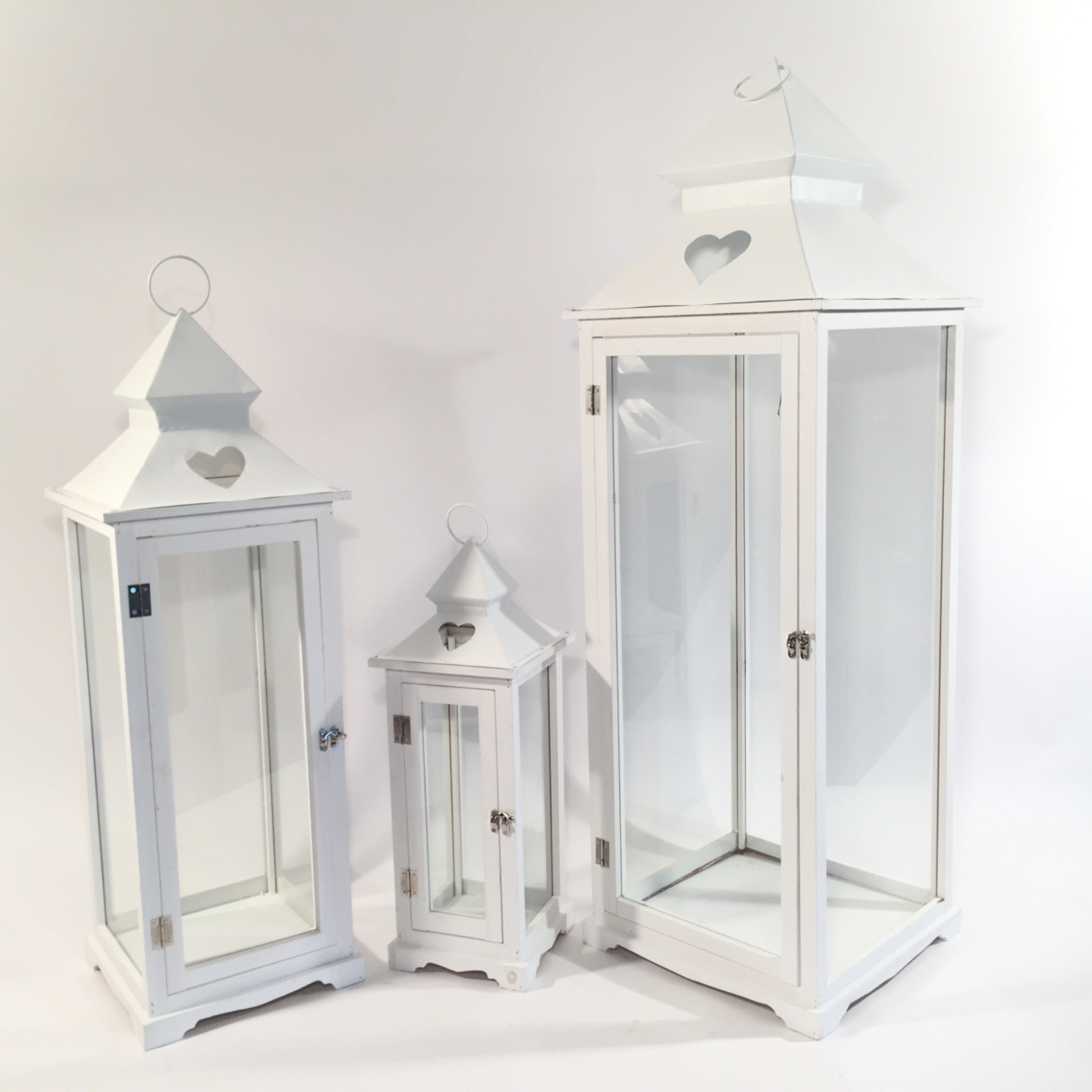 LATERNAS BALTAS H54; H107,5 3GB - Fioro - kvalitatīvi mākslīgie ziedi ...